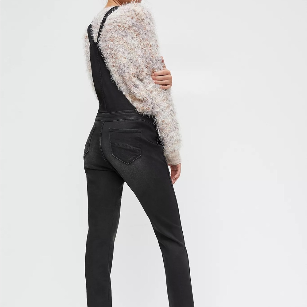 DRIFTWOOD | Jeans | Driftwood Olivia Embroidered Cropped Overalls ...